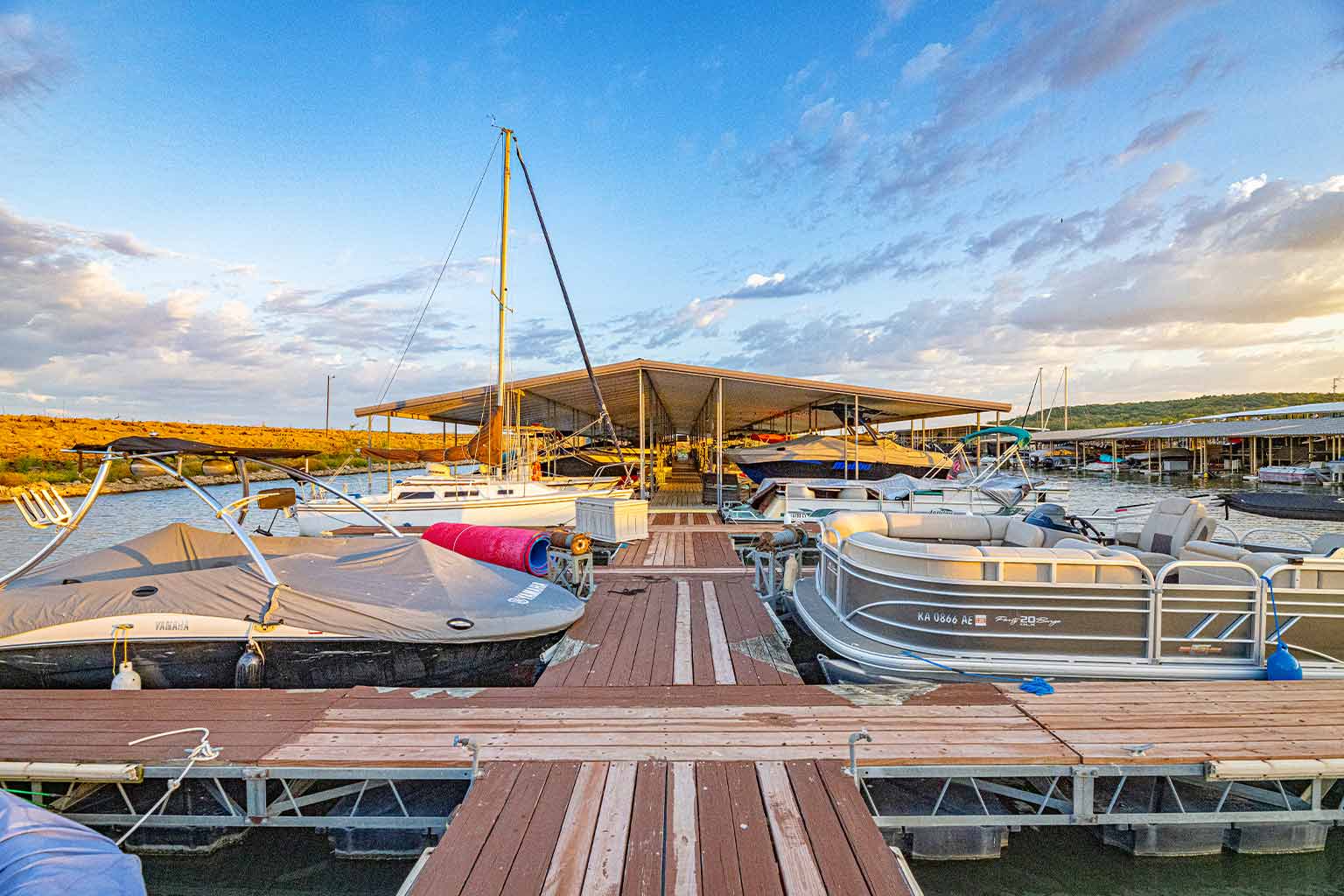 Marina | Lake Perry Yacht & Marina